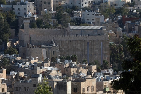 Israeli Government Imposes Curfew on Al-Khalil Mosque, Storm Ibrahimi ...